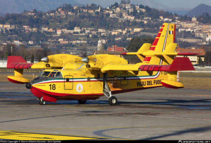 Canadair: come funziona il velivolo antincendio