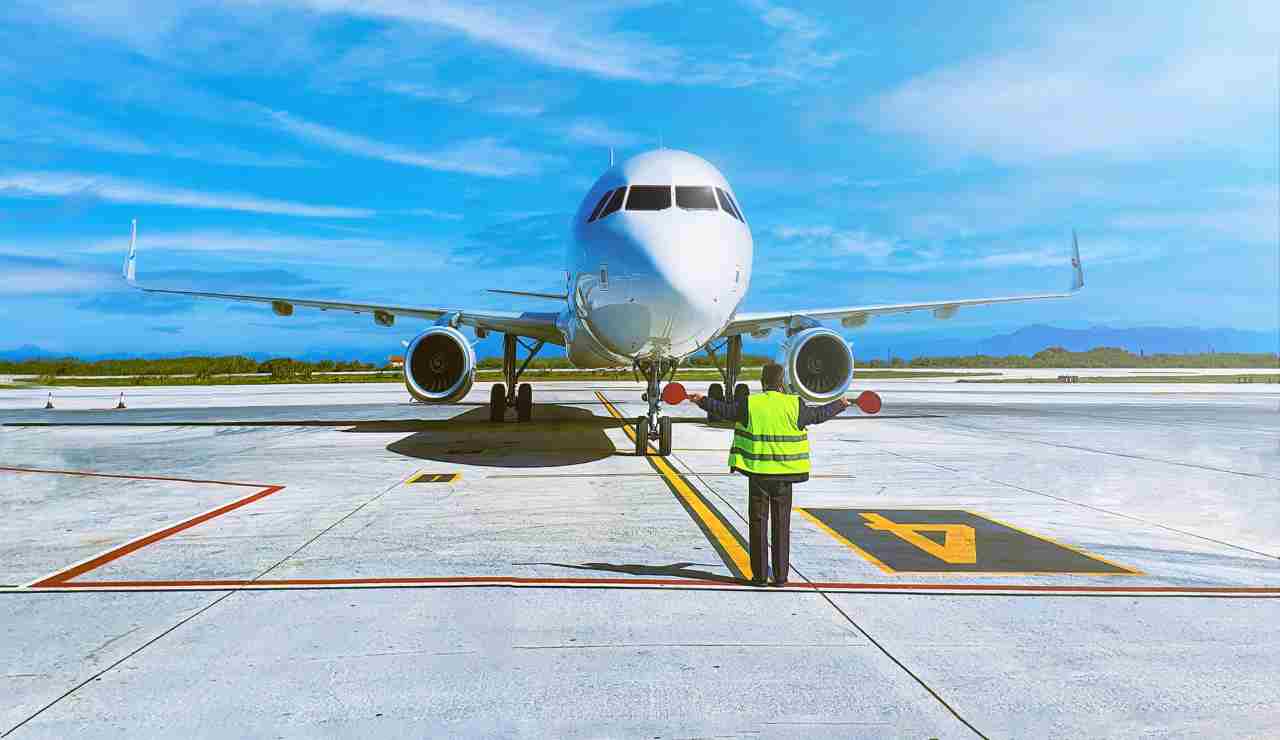 Voli di linea, arriva la nuova frontiera dei viaggi | Ecco gli aerei ...